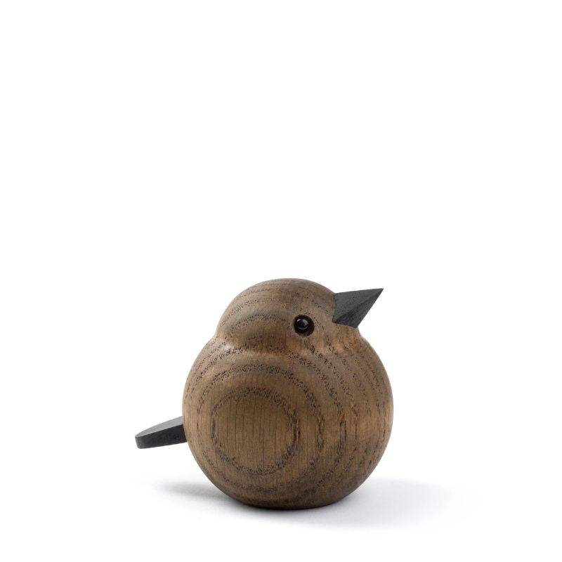 Novoform Spurv i røgbejdset egetræ | Dansk designet figur i træ – Wood ...